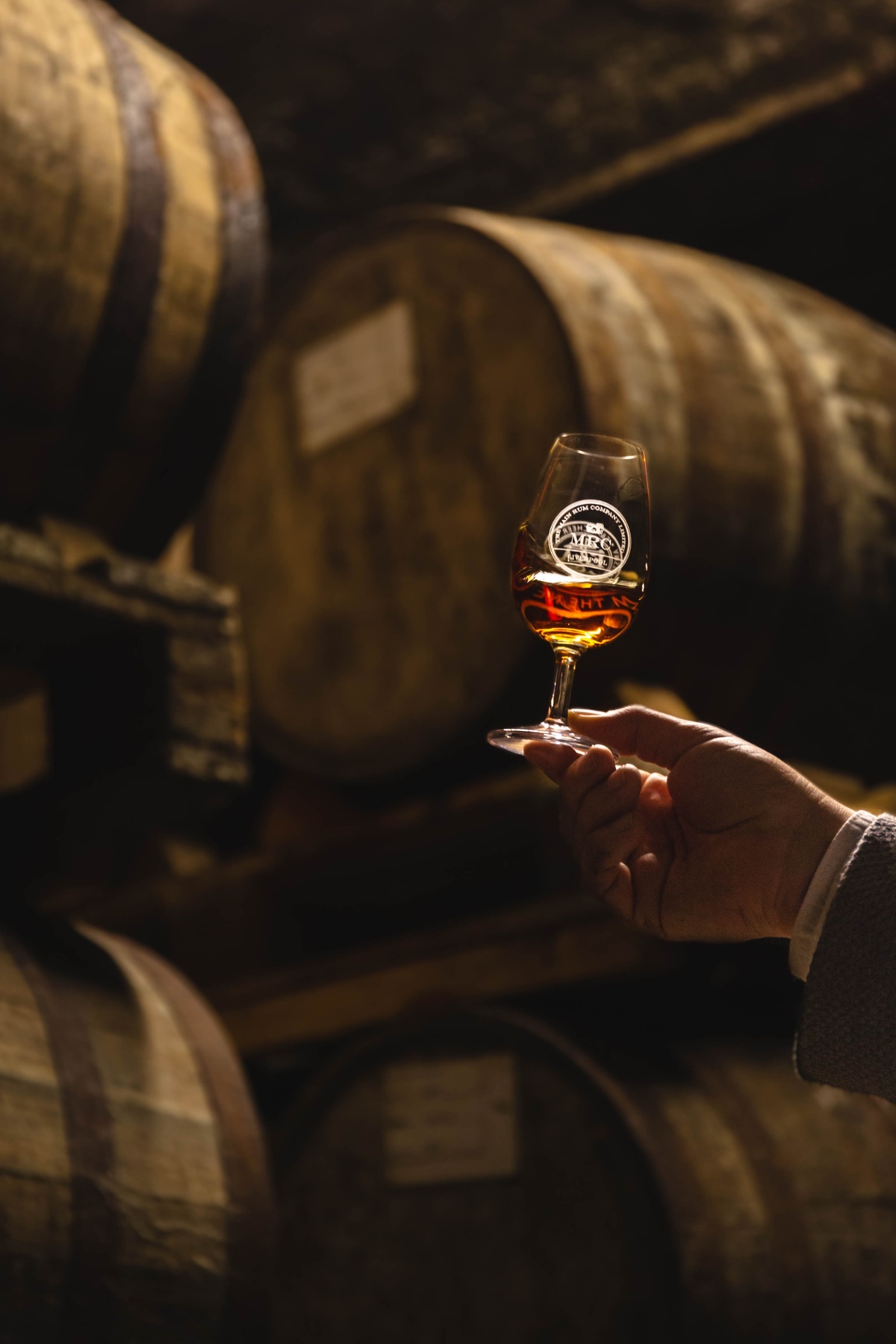 Premium & Bespoke Rum In Bulk Supplier Worldwide | E&A Scheer